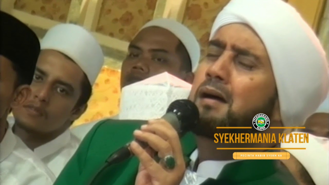 Qosidah Sholallah ‘Ala Muhammad - YouTube