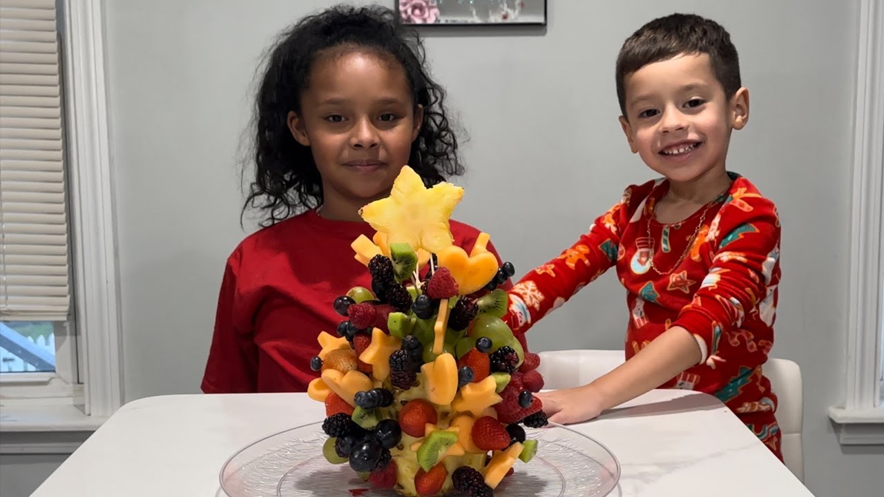 Fruit Christmas Tree DIY| Learn colors with fruits and vegetables & how ...