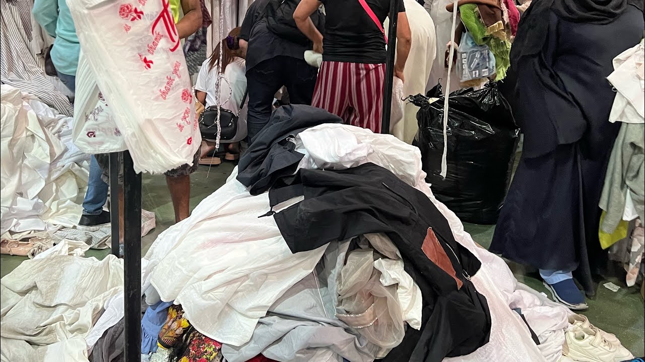 KUWAIT FAMOUS MARKET IN AL RAI | KUWAIT FRIDAY MARKET - YouTube