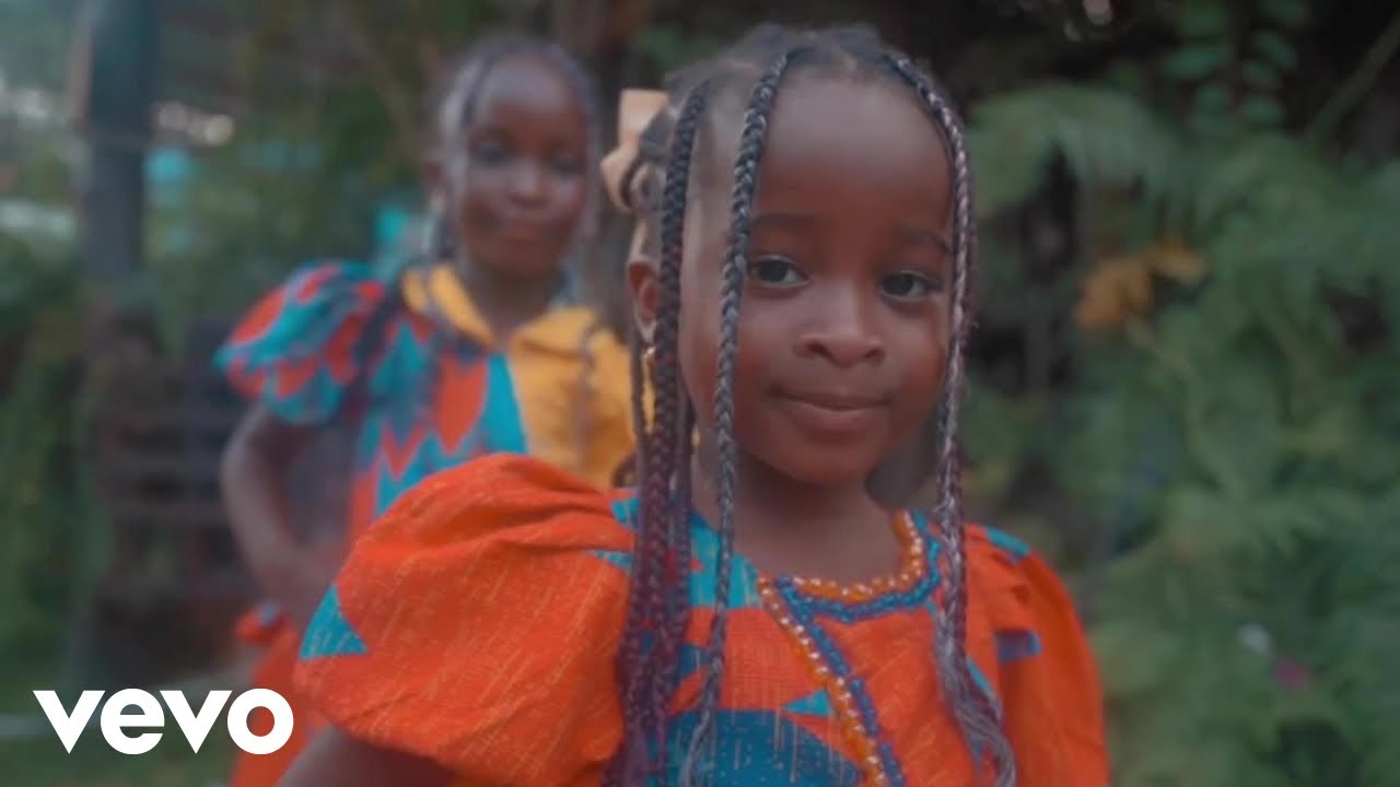 Korzai - Something Something (Official Music Video) - YouTube