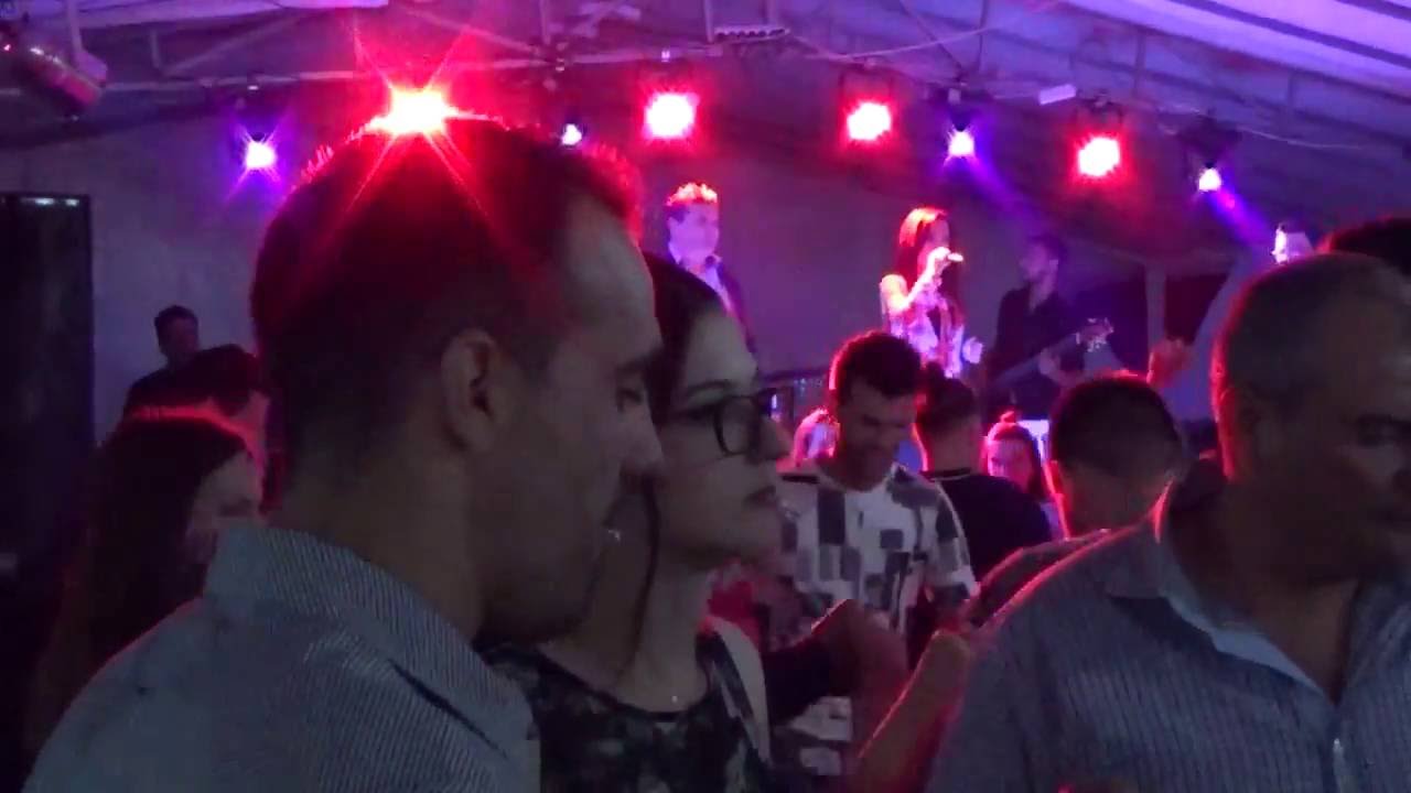 ΓΡΙΒΑ ΓΙΩΤΑ ΤΣΙΚΟΣ ΜΑΚΗΣ ΣΤΕΚΩ ΣΤΗΝ ΑΚΡΟΘΑΛΑΣΣΙΑ - YouTube