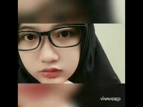 Gadis melayu bertudung