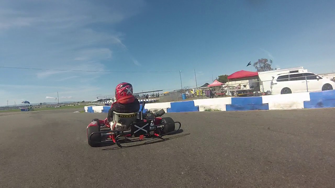 3/11/18 Blue max kart club race #1 clone sumo main - YouTube