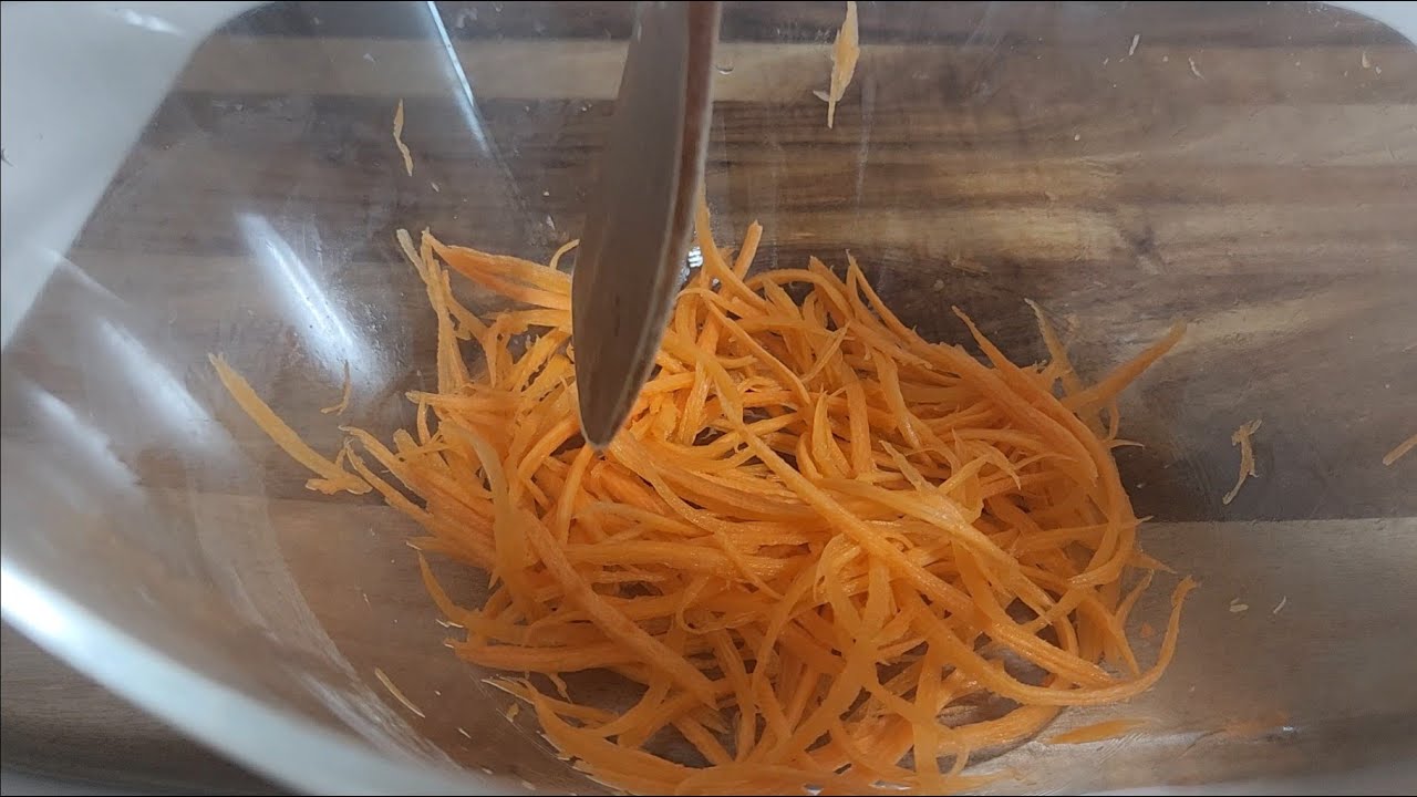 Carrot rappe | FoodCanSing | Cooking | ASMR - YouTube