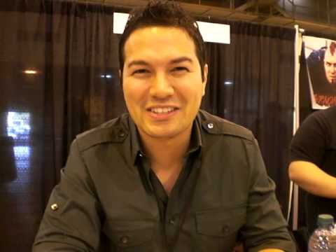 Kevin Kleinberg (Space City Comic Con 2015) - YouTube