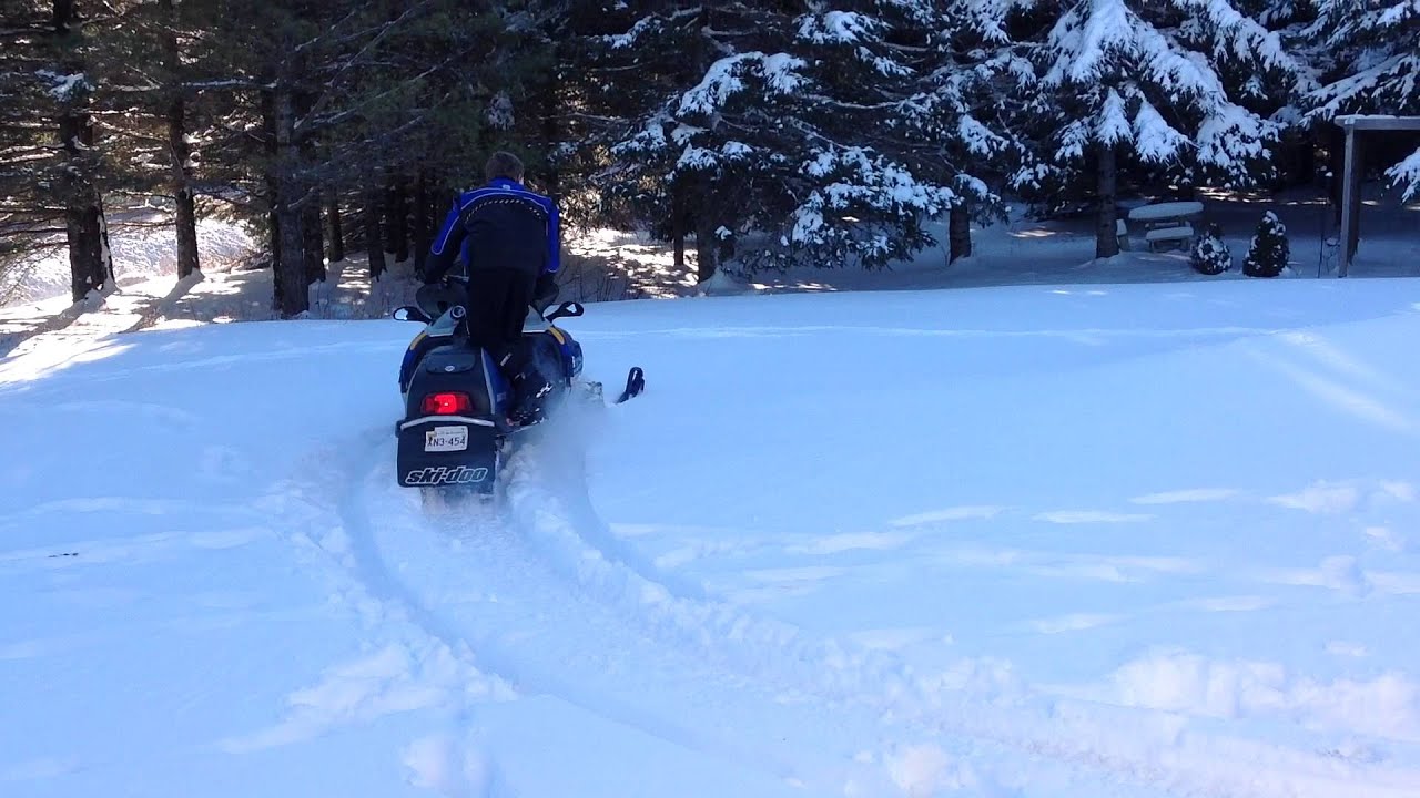2003 Ski Doo Legend 700 - YouTube