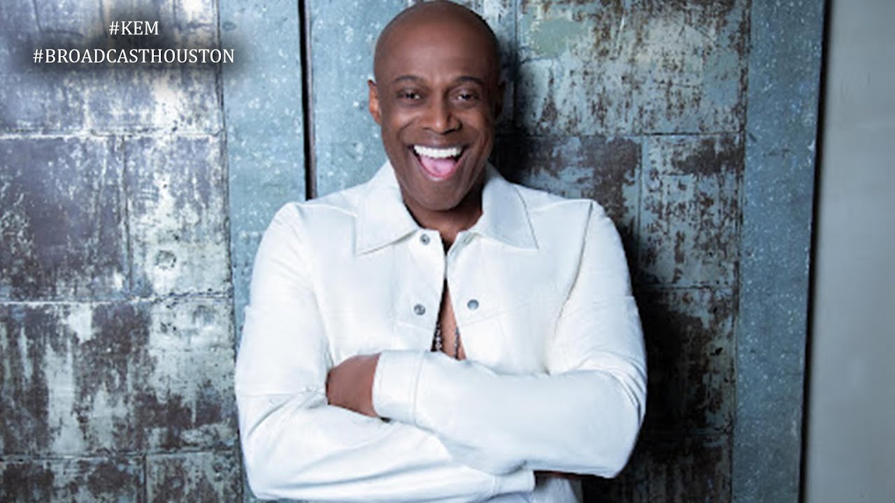 KEM Reaches SUPERSTAR STATUS As He HEADLINES CONCERT Over BABYFACE in ...