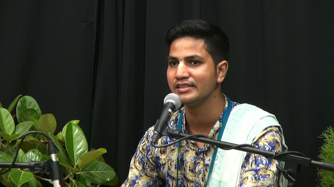 Kirtan from Sri Mayapur Dham Kirtan by @Rakhal Raja - YouTube