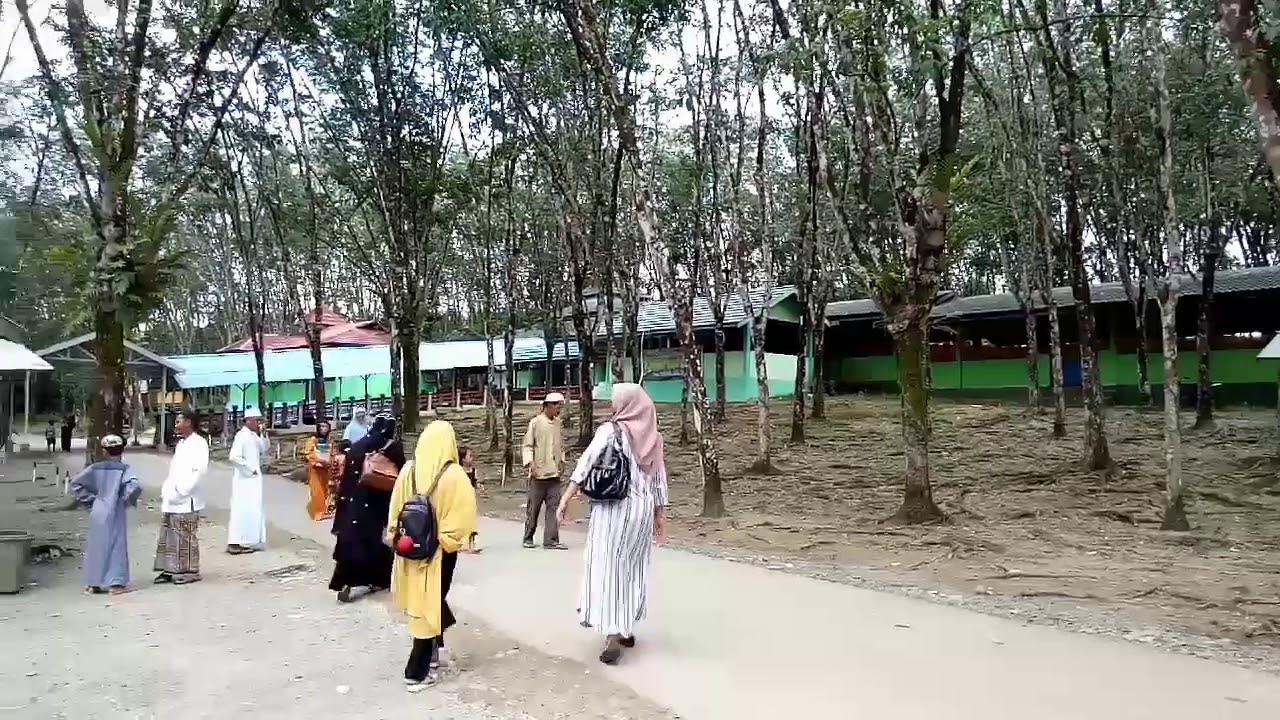 Ziarah Datu Nuraya (kab. Tapin kal sel) - YouTube