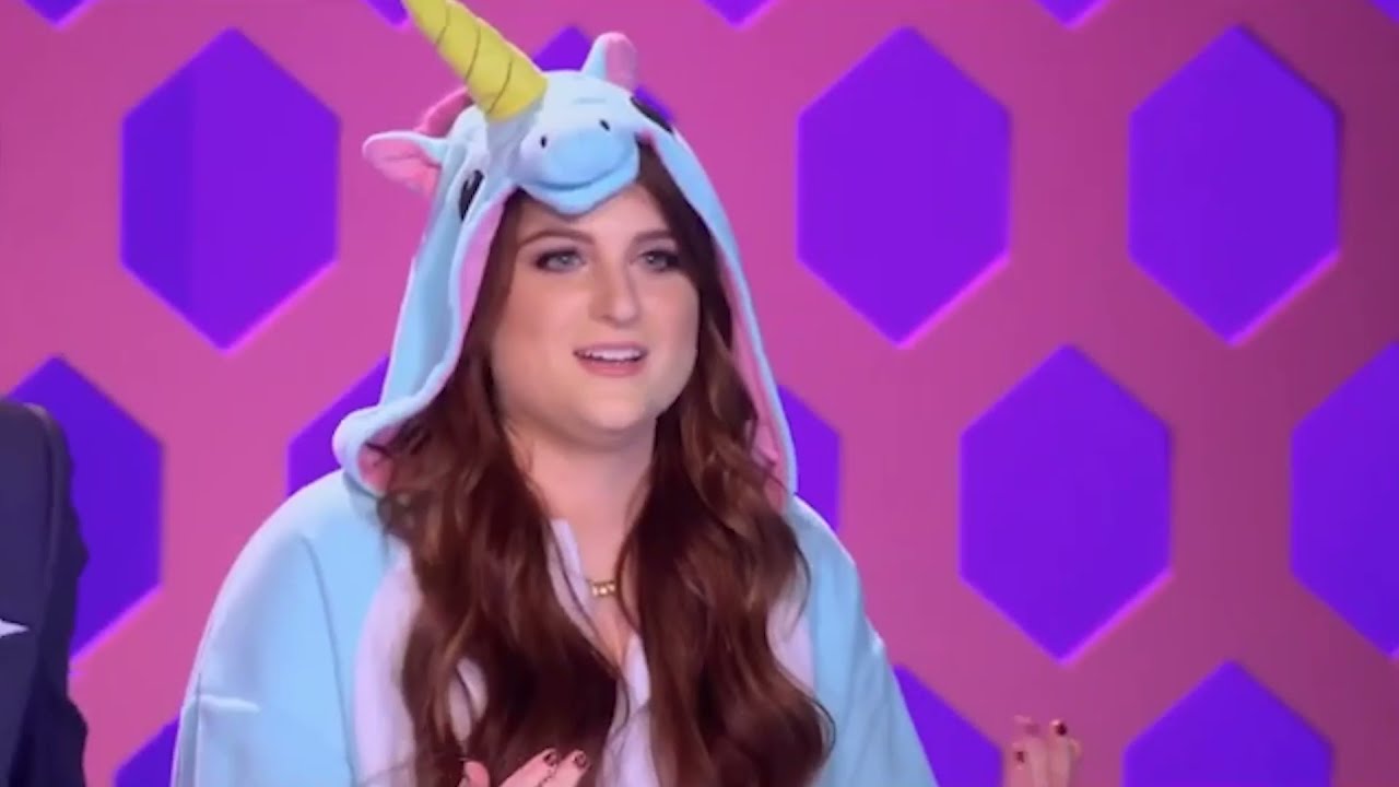 RPDR Queens Doing Splits Stiffly for a Minute | PART 1 - YouTube