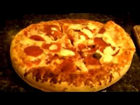 Food Club frozen pizza (baked in a toaster oven) - YouTube