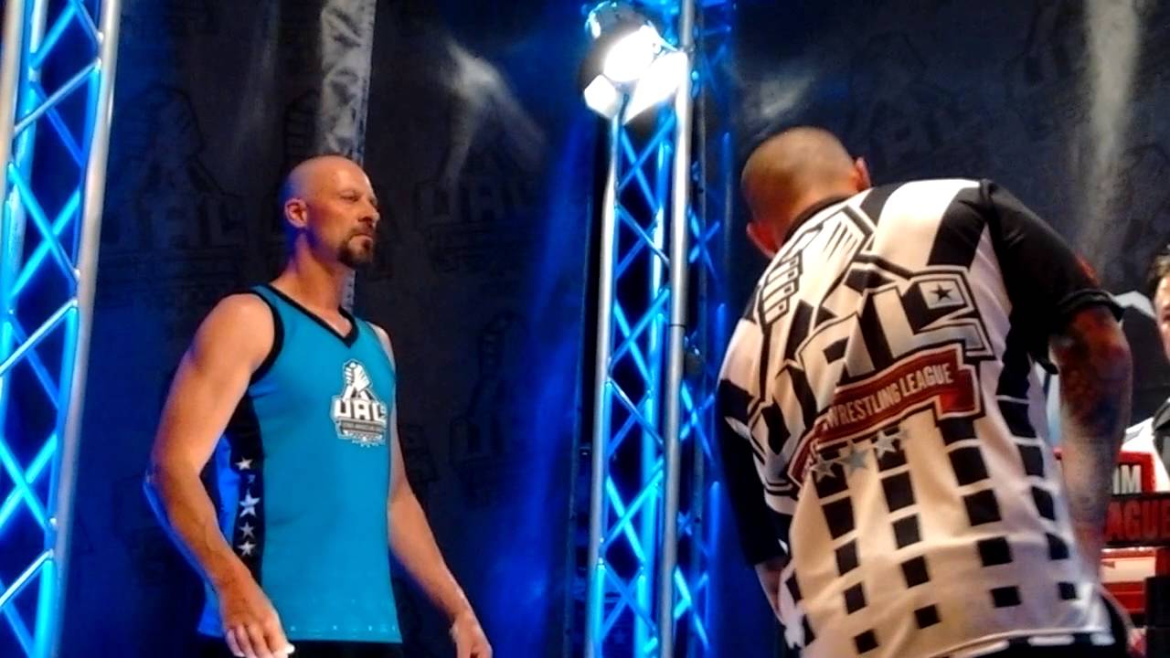 Eduardo Tietê vs Kevin Bongard - YouTube