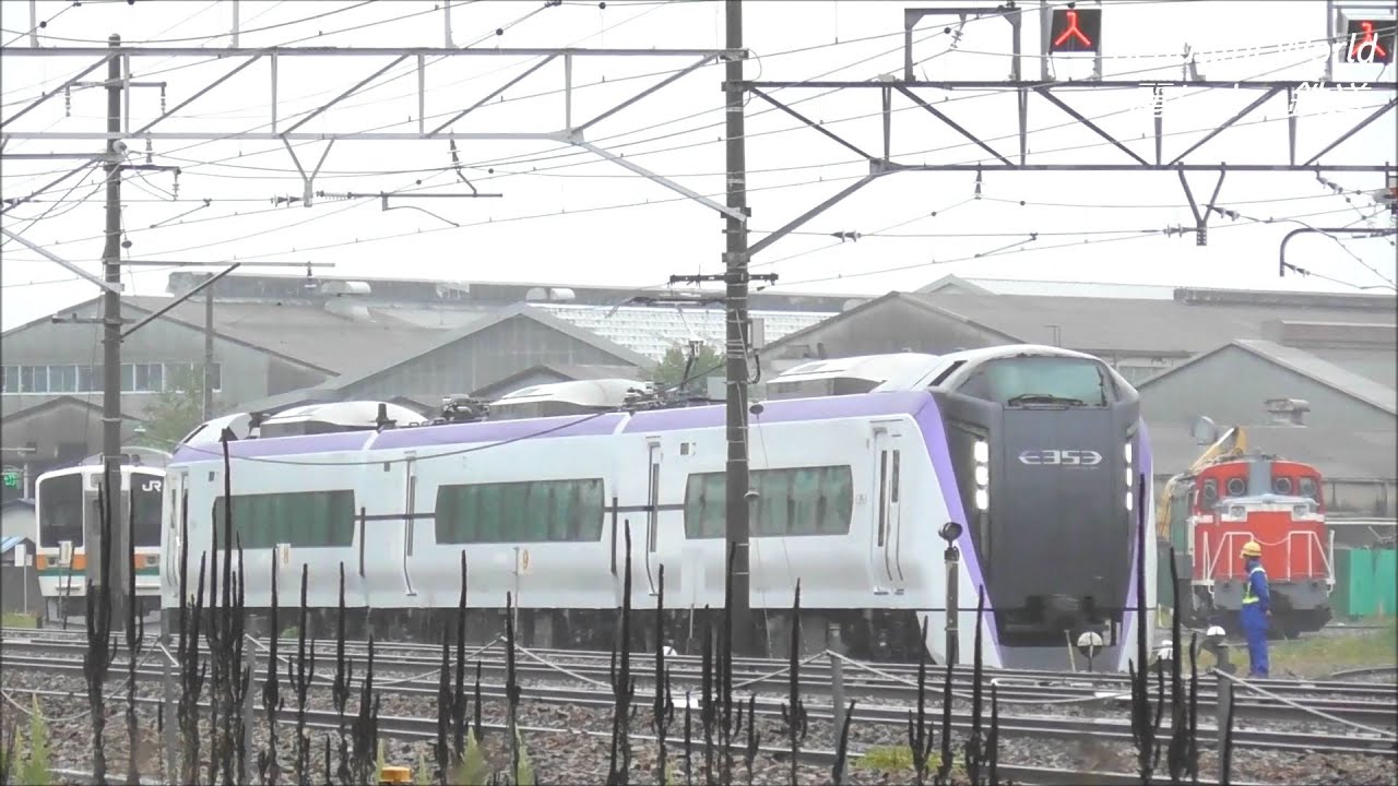 大雨で計画運休の中 長期入場のE353系S202編成 出場！入場したE353系S112編成が構内移動！2023.6.2 JR長野総合車両 ...