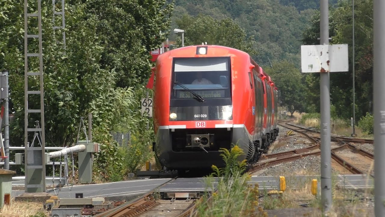 Main-Saale-Express Diesel Train as Regional Express Train - YouTube