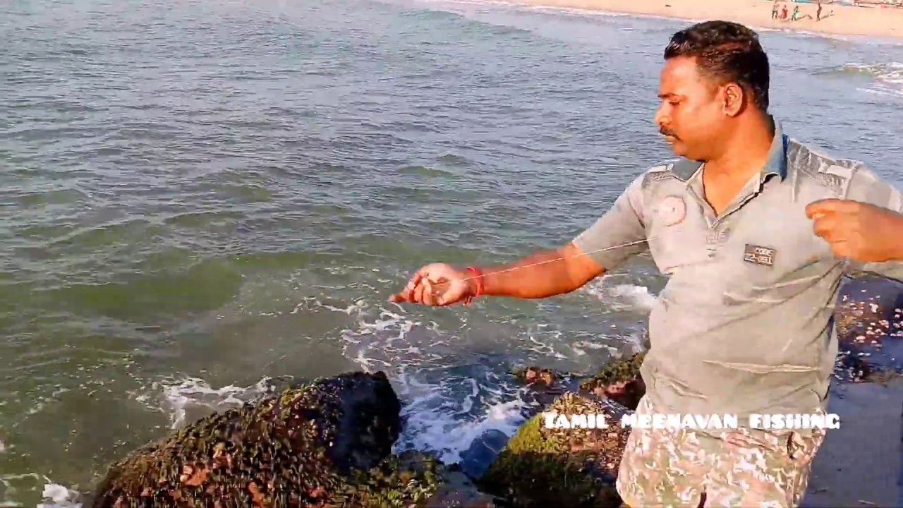 Traditional hand line fishing - YouTube