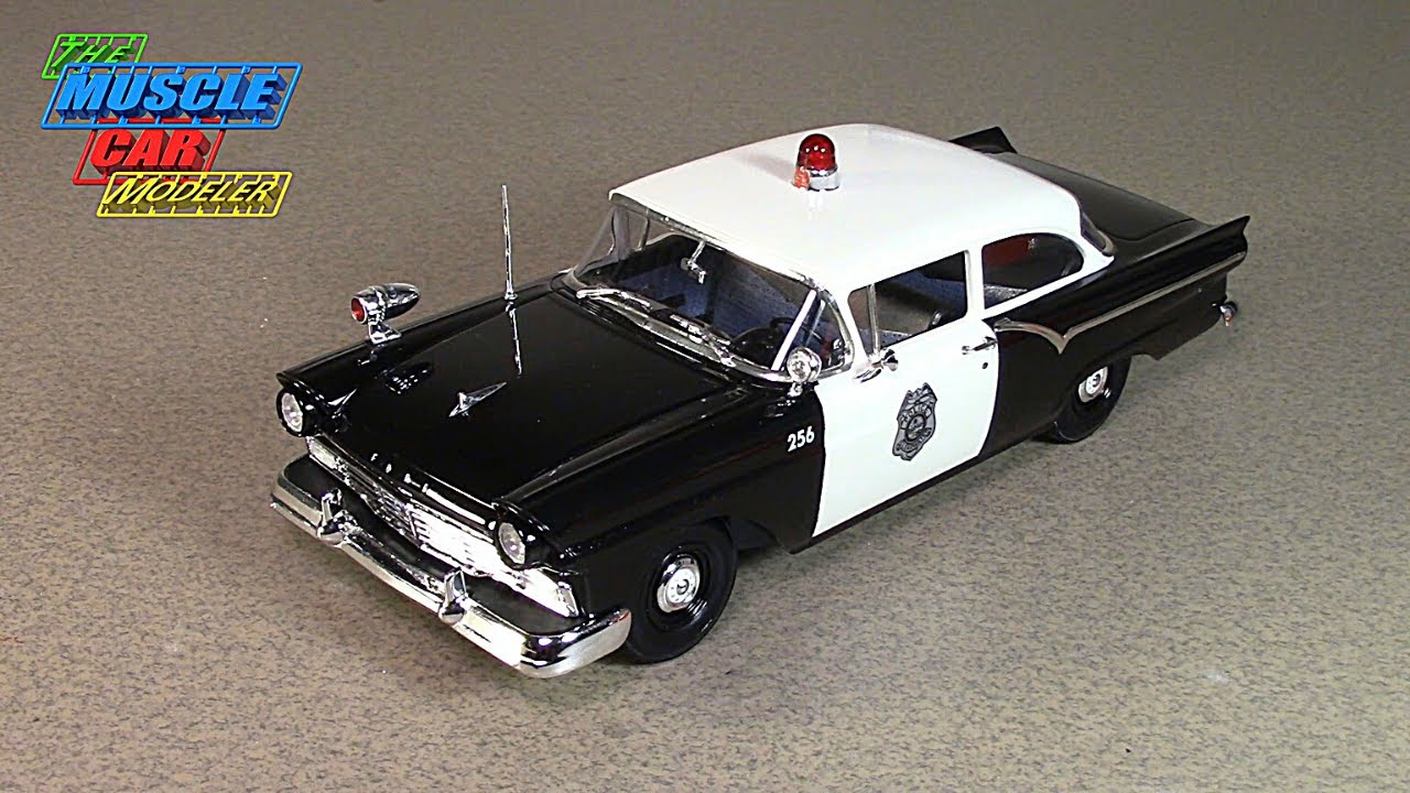Revell 1957 Ford Custom Police Car Build - YouTube