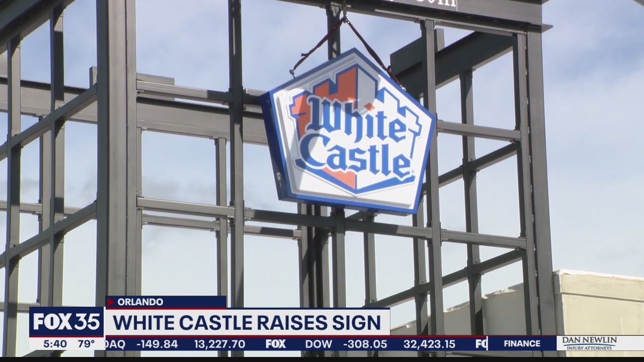 White Castle raise sign on Florida location - YouTube