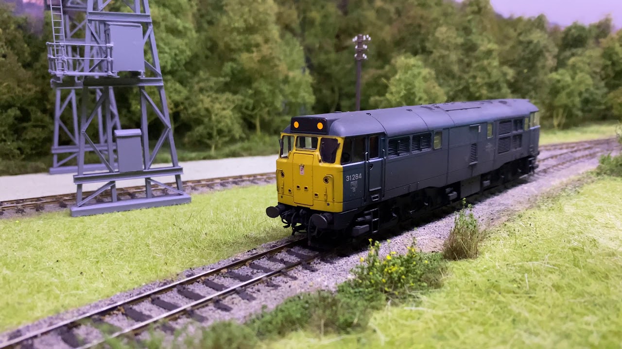 Class 31 at Trawsfynydd - YouTube