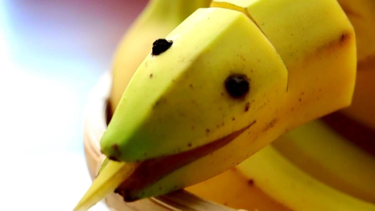 Art In Banana Show | Banana Decoration | Fruit Carving Yellow Snake ...