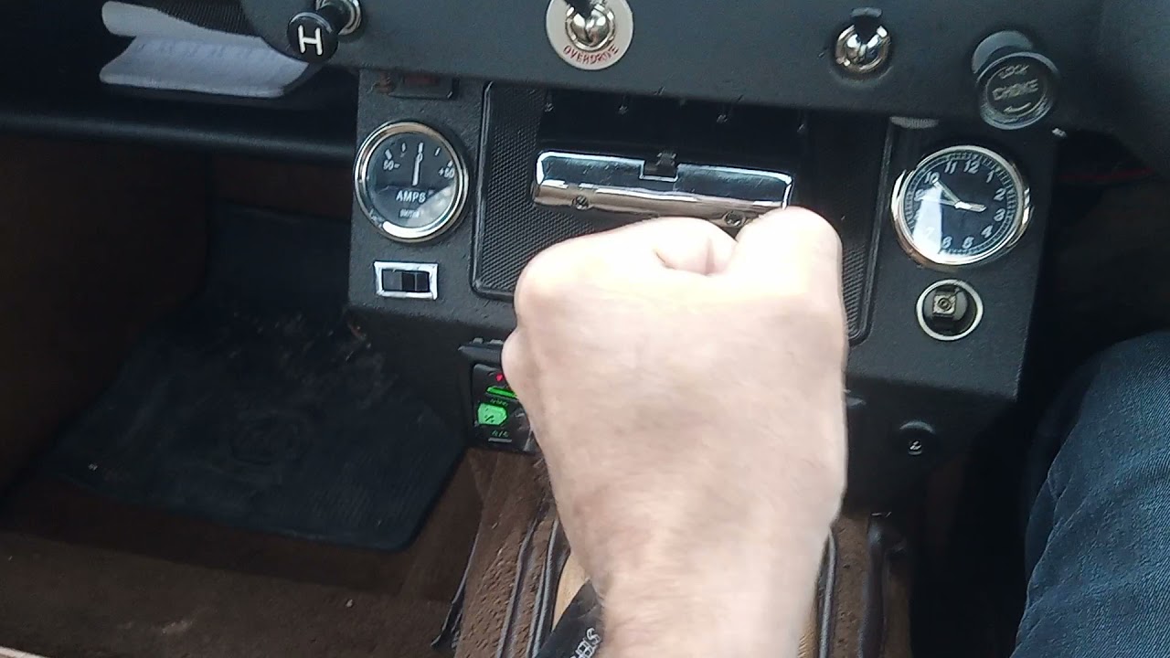 How to find reverse gear on a 1979 mg midget - YouTube