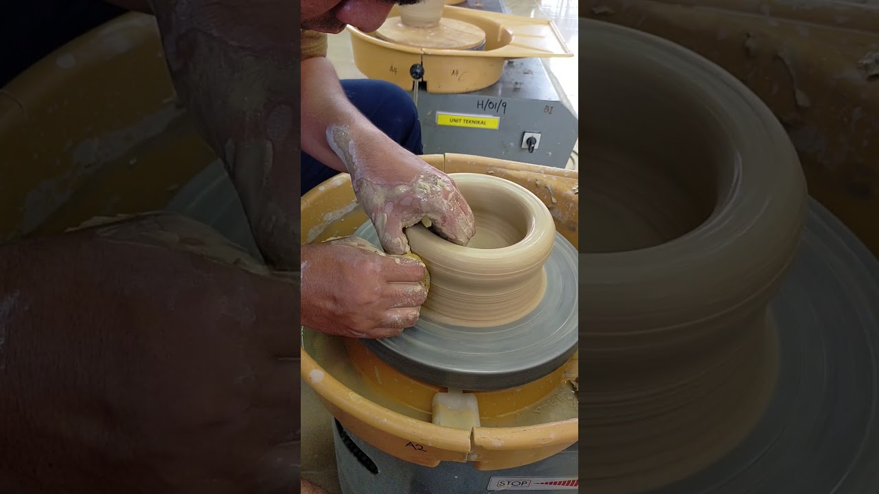 Cara Membuat Seramik - Teknik Throwing / Lempar Alin - YouTube
