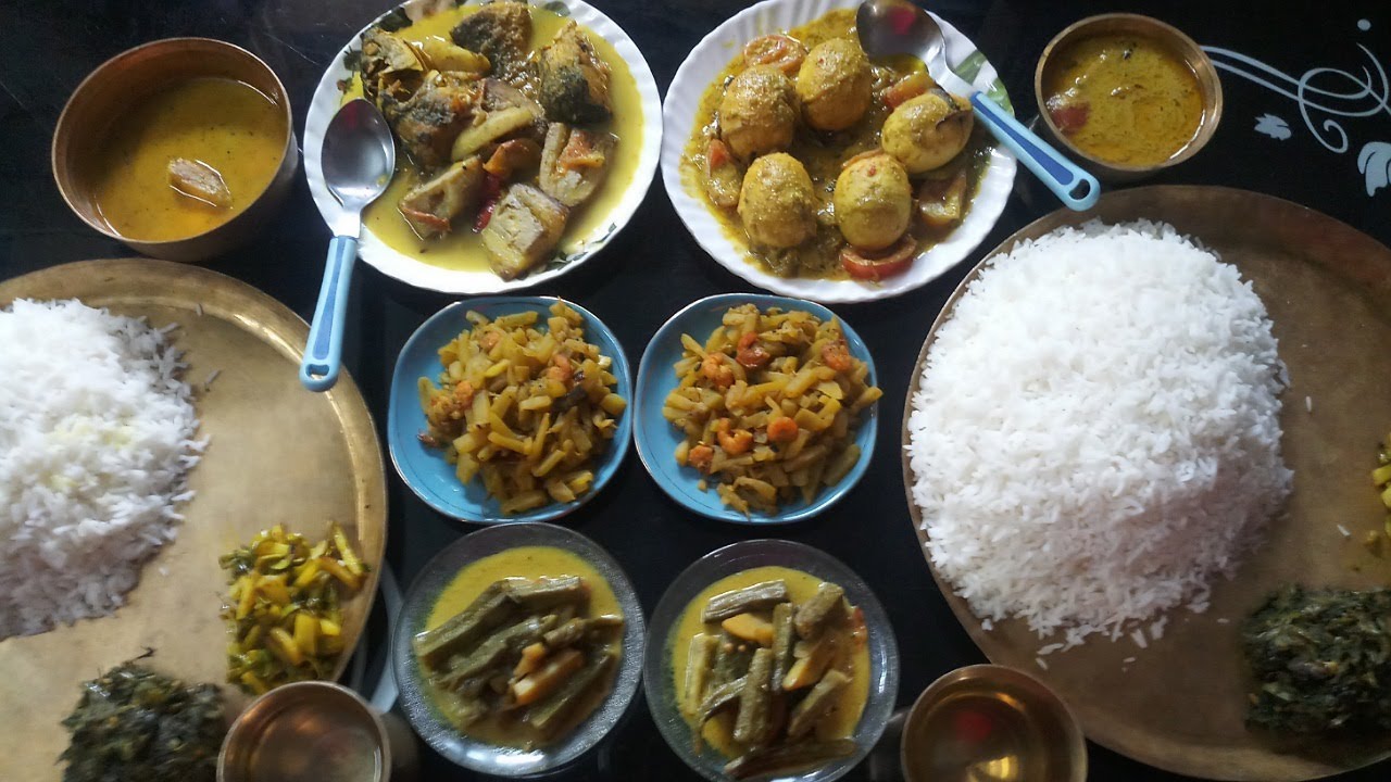 Authentic Bengali Food Eating | | Dim Bhapa | | Afternoon Lunch Eating ...