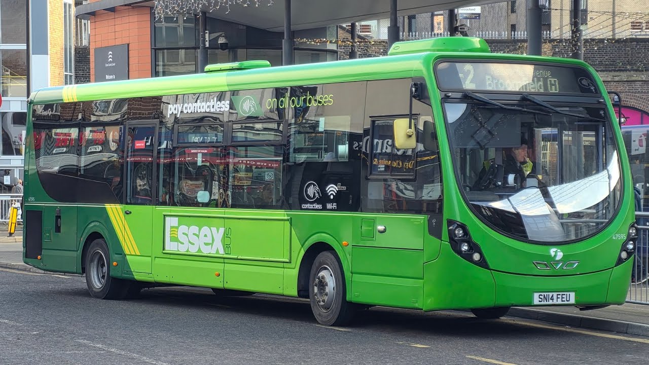 *Smooth!* On board: First Chelmsford SN14 FEU 47595, working the c2 ...