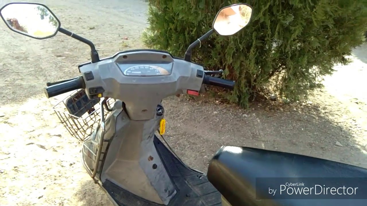 Review of old scooty Es - YouTube