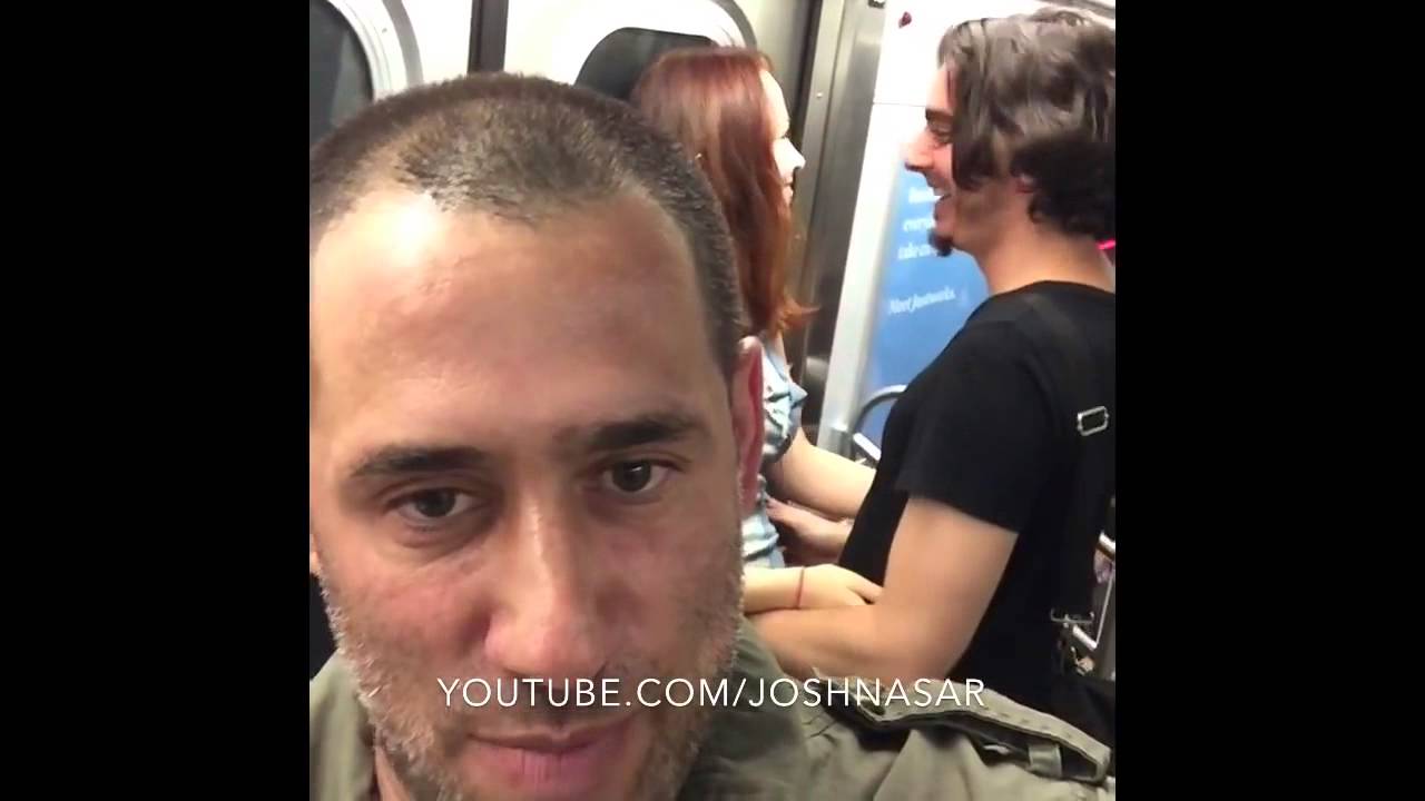 Awkward PDA Moment on NYC Subway - YouTube