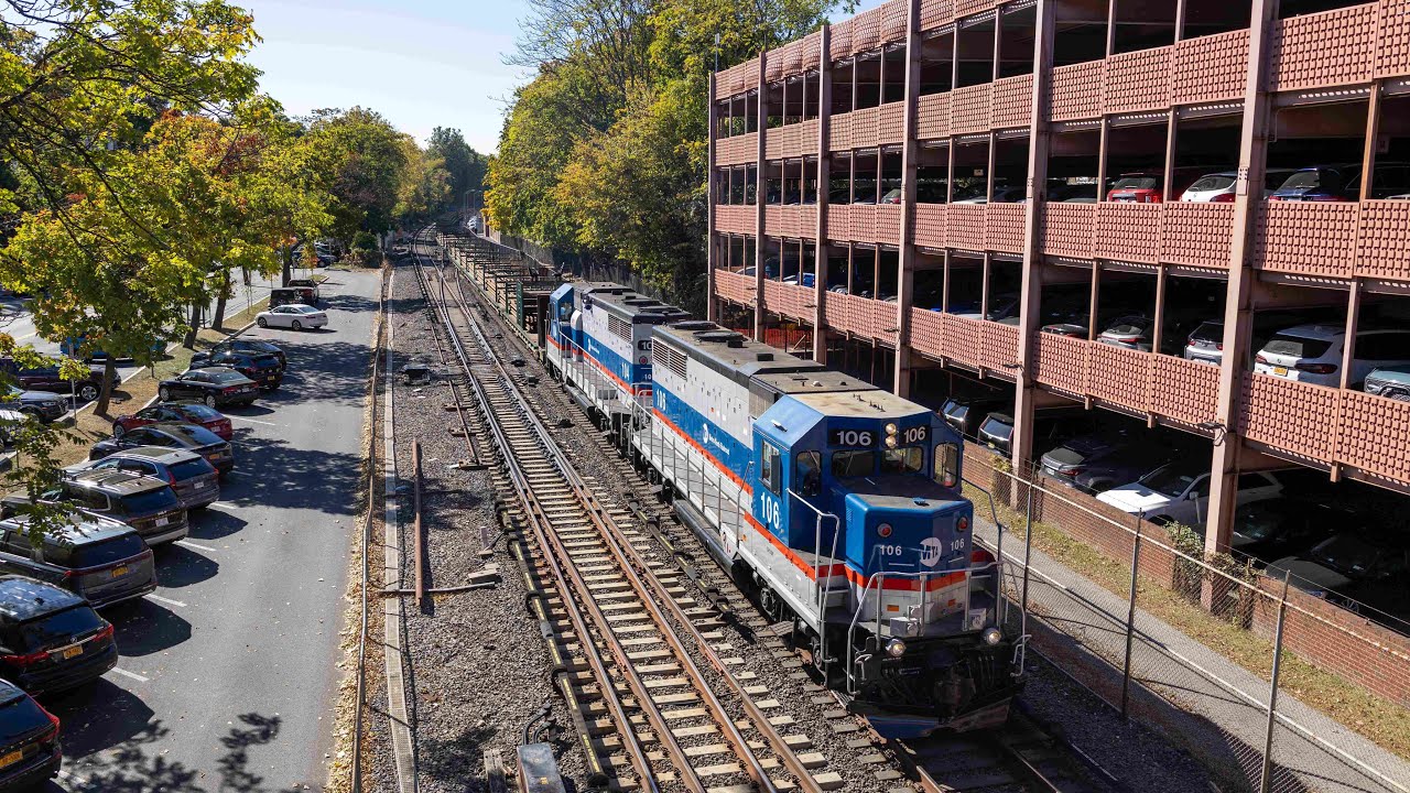 Rail train on the Harlem line 10/17/24 - YouTube