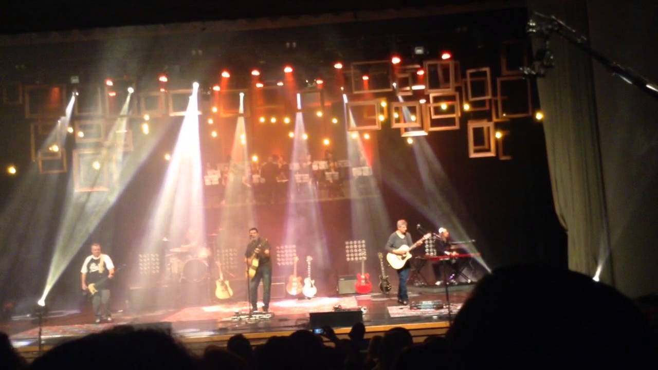 Banda Resgate- Sempre Tem Uma Assim DVD 25 Anos - YouTube