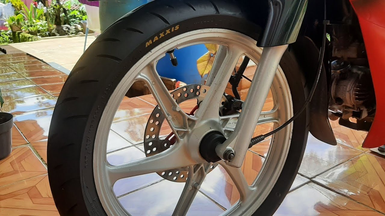 REVIEW BAN MAXXIS VICTRA S98 ST MEDIUM SOFT COUMPOUNT 90/80 R 17 SIAP ...