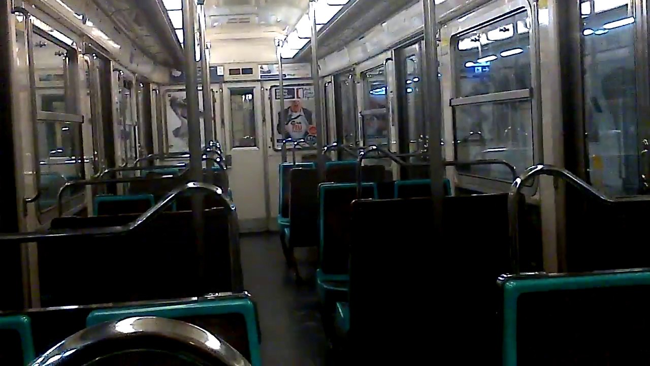 Vue de l'interieur d'un MF67 [ligne 3bis] - YouTube