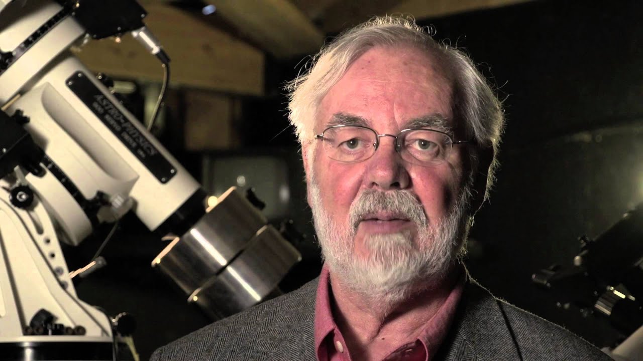 Hubble's Universe with Terence Dickinson - YouTube