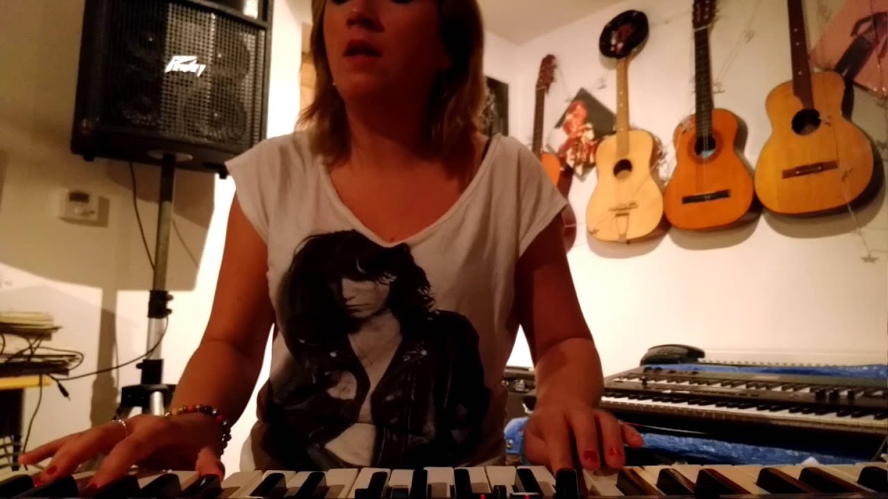 Heidi Browne 'Holiday For Your Heart' - YouTube