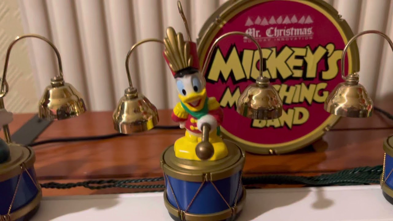 Disney Mickeys Christmas Marching Band - YouTube