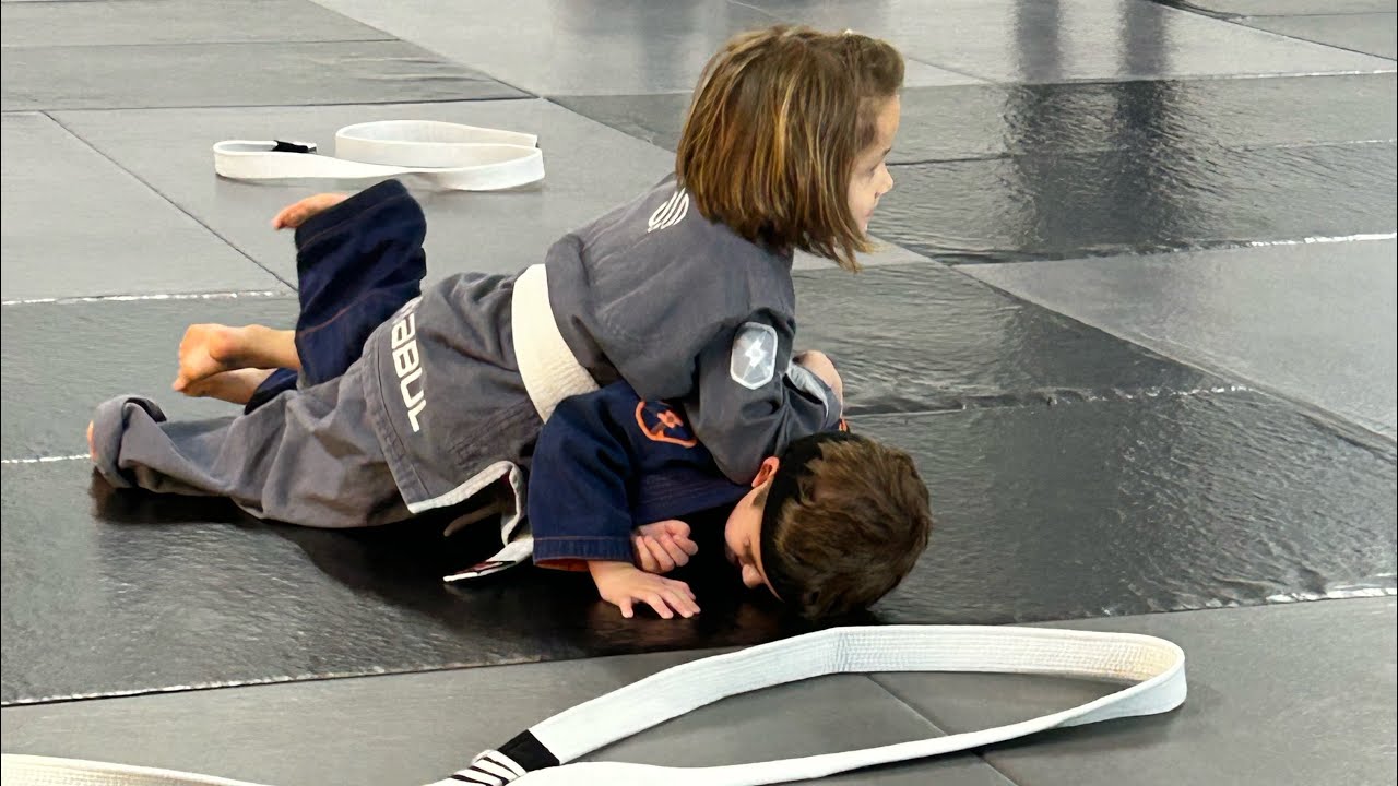 BASIC ASL signs for BJJ Coaches - YouTube