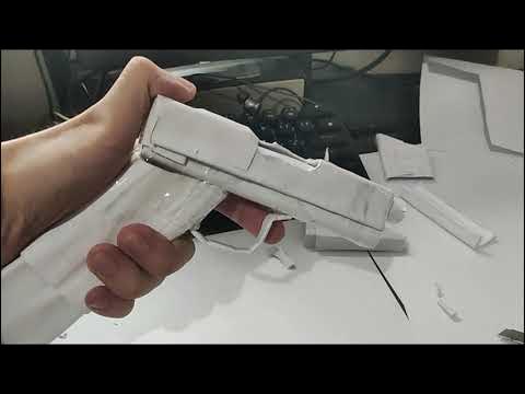 Very Simplistic Paper Glock with Extended Magazine (Glock 40) | Basic Tutorial Guide - YouTube