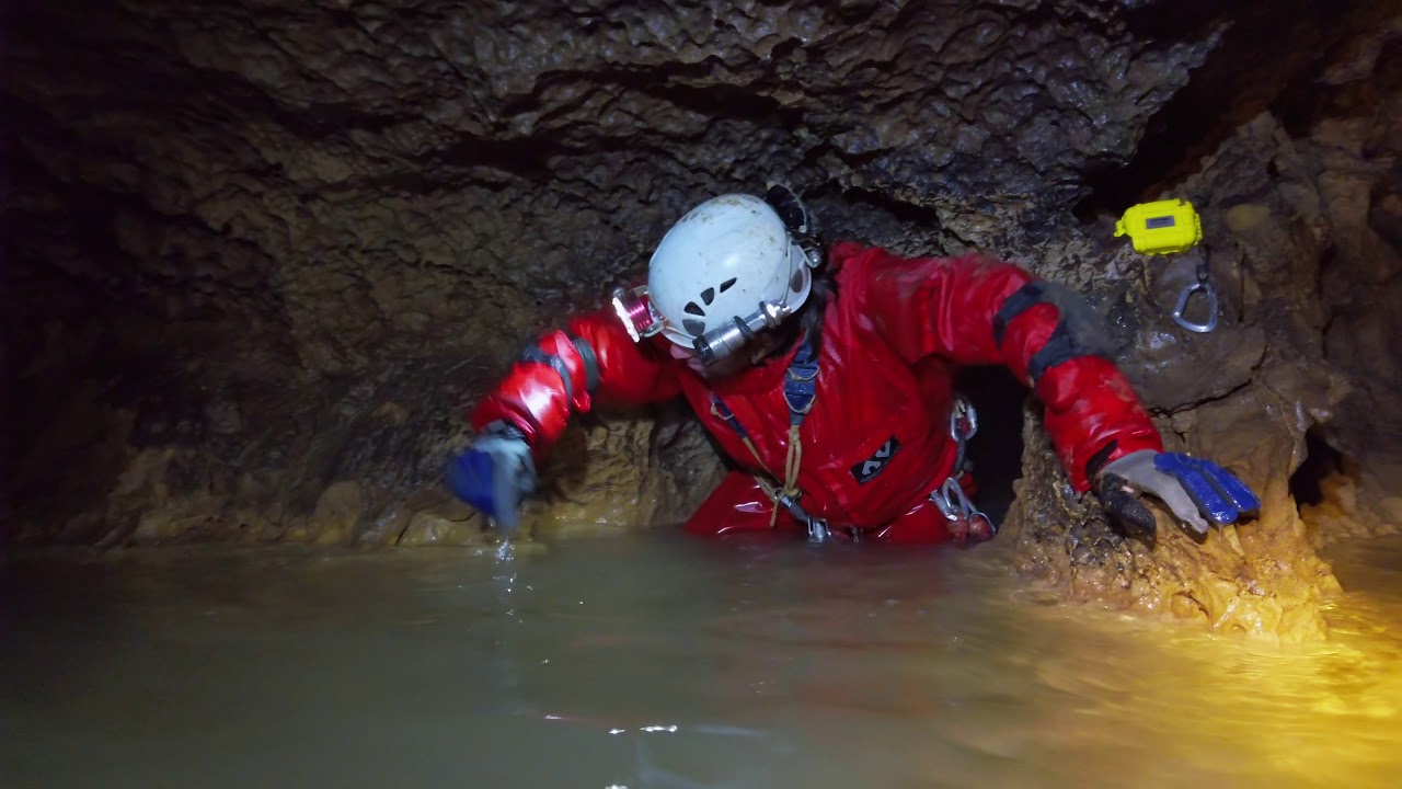 CAVE DIVING EXPLORATION - 07 DEC 2019 - YouTube