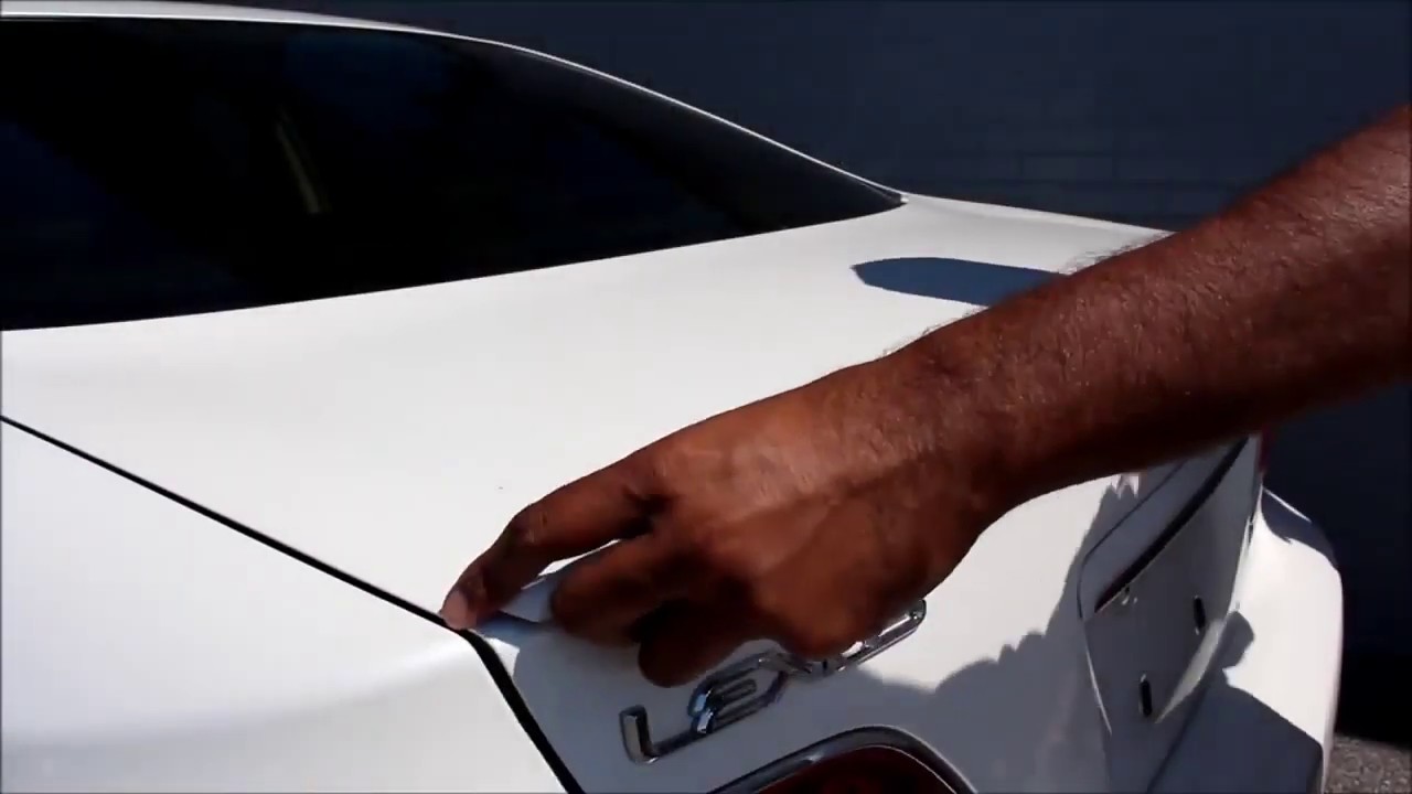 Pose / Installation d'un becquet souple - YouTube