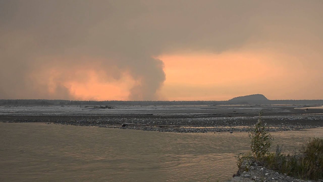 Mississippi Fire in Delta Junction - YouTube