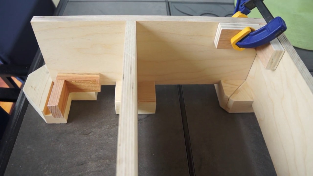 box corner supports, push fit, ready for screws and or glue - YouTube