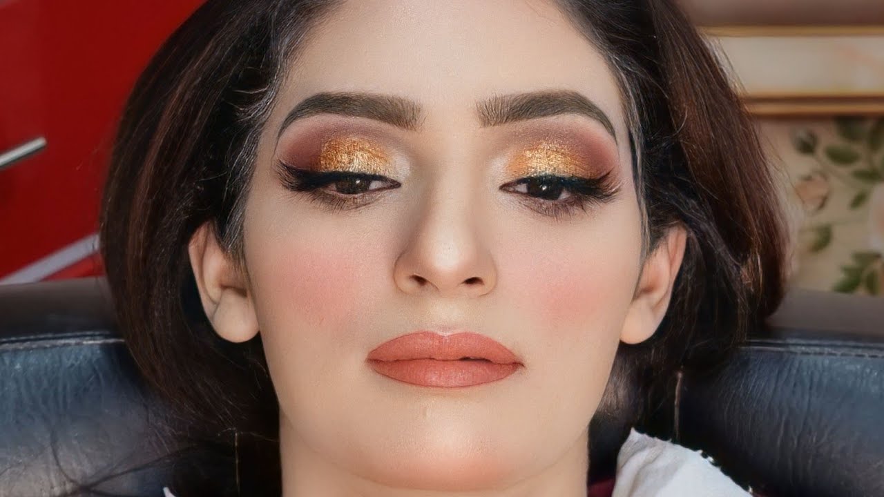 PARTY MAKEUP IN 5 MINS FOR BEGINNERS- Quick & Easy Makeup Look - YouTube