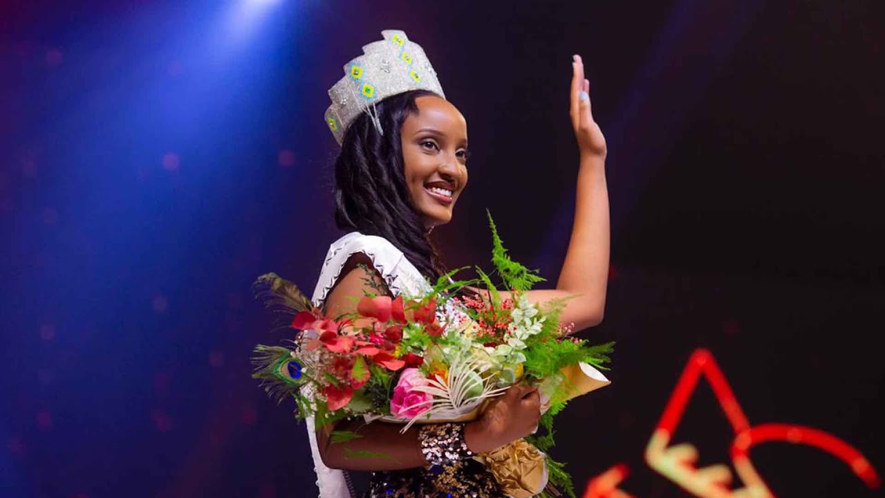 Pomp and pageantry as Muheto is crowned Miss Rwanda 2022 - YouTube