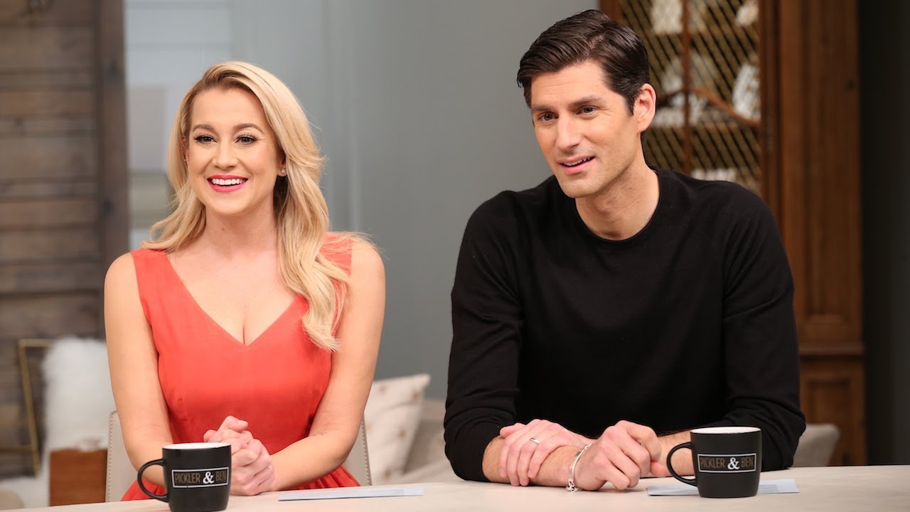Kellie and Ben Answer Your Questions! - Pickler & Ben - YouTube