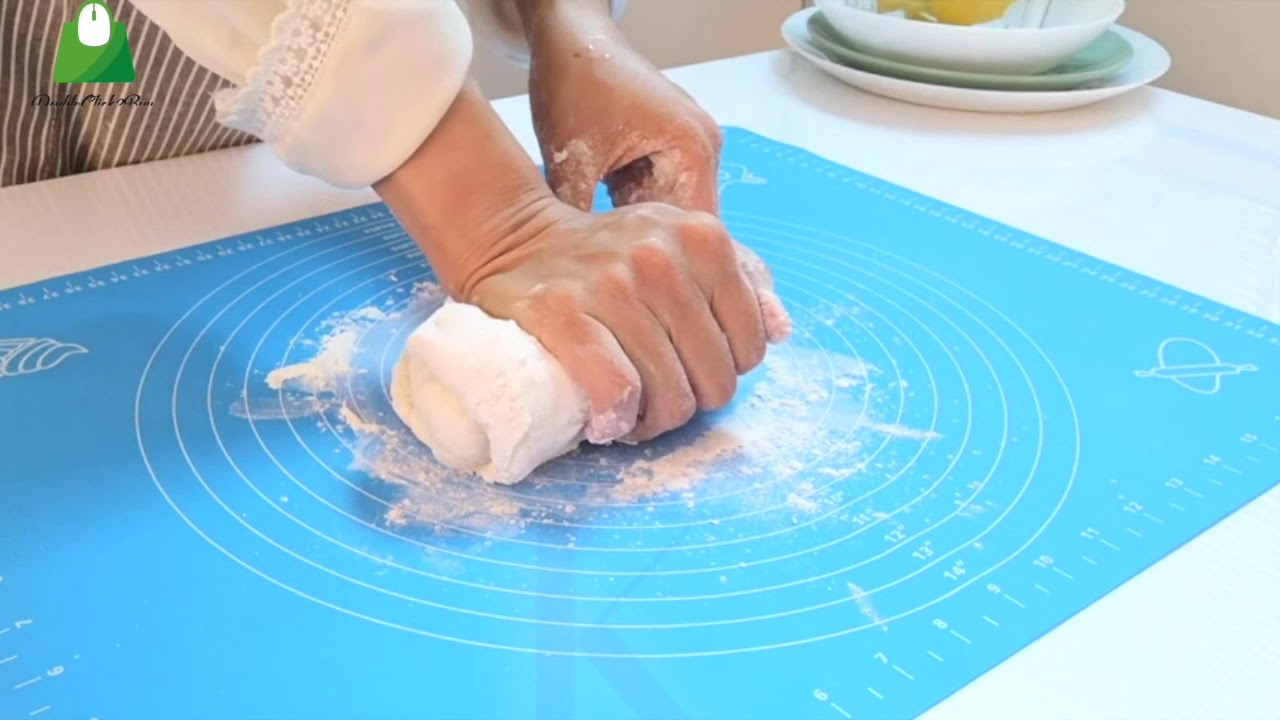 Keep your Kitchen Neat and Clean || SIlicone Baking Mat || Roti Mat ...