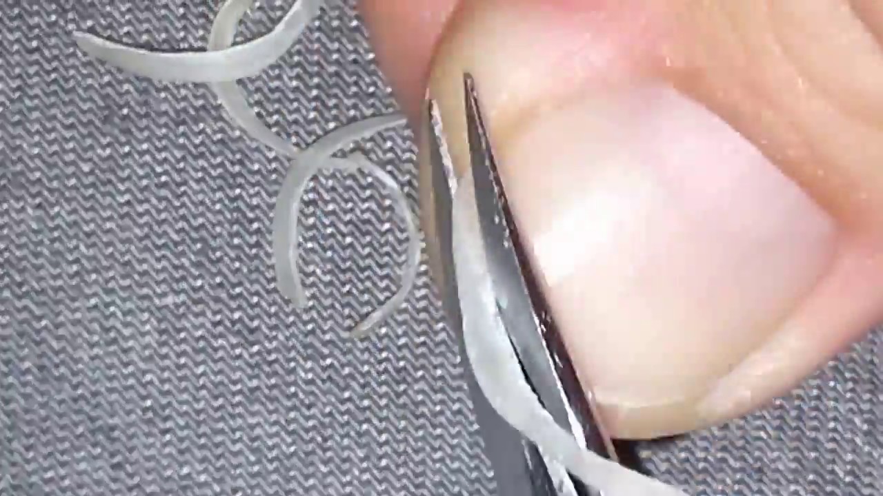 Cutting my finger nails with scissors #2 - YouTube