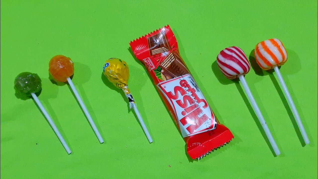 The soothing sound of unboxing🍭 lollipops and chocolatesASMR|satisfying ...