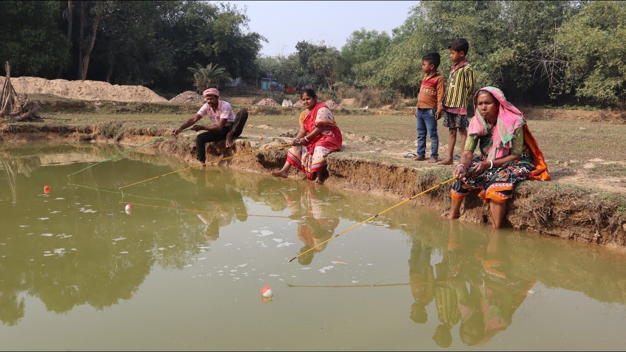 Fishing video || traditional village lady & man fishing in hook in new ...