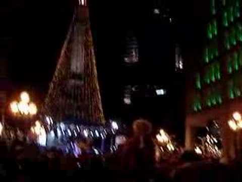 Indianapolis Tree Lighting 2006 - YouTube